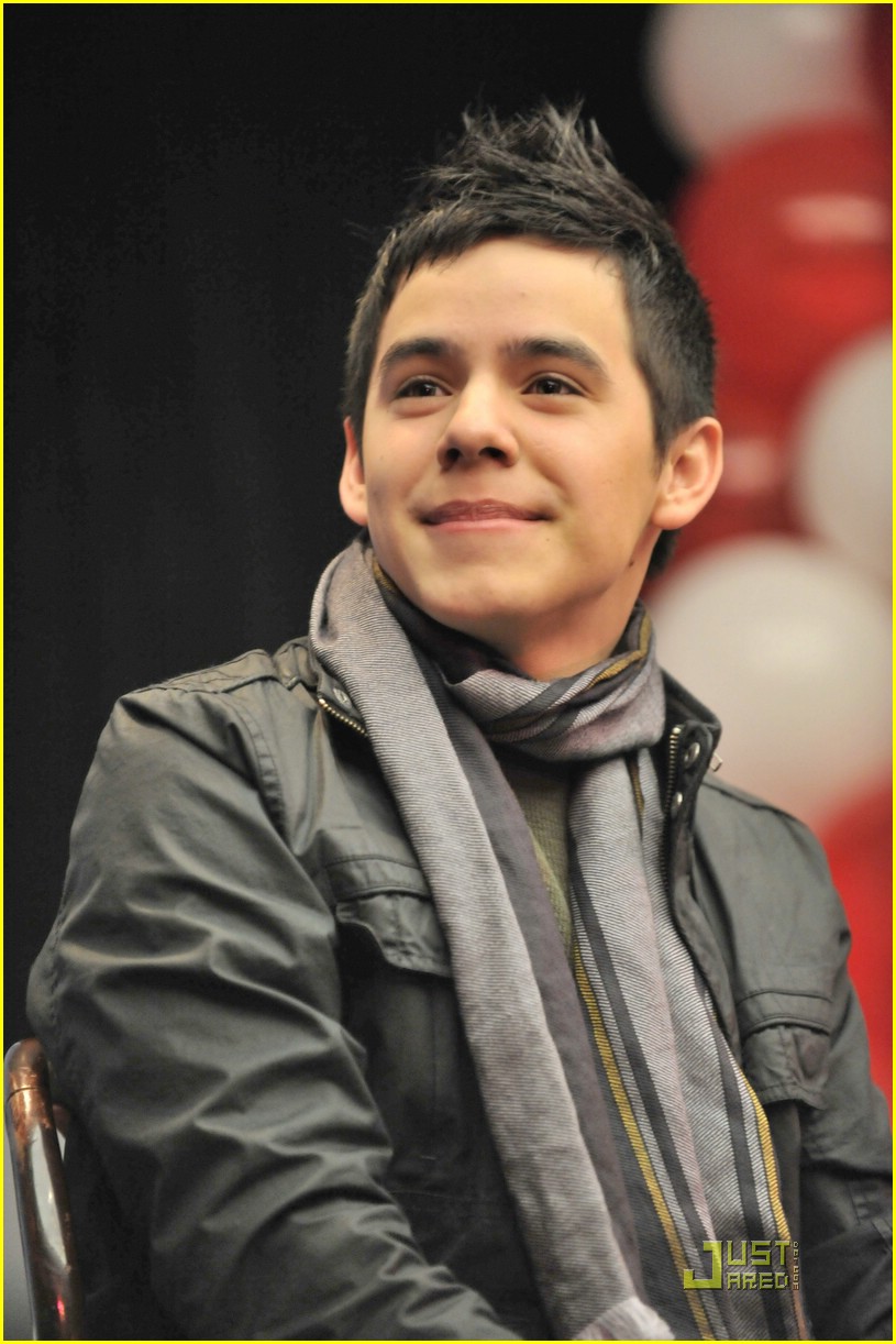 David Archuleta is a Christmas Chum | Photo 26641 - Photo Gallery ...
