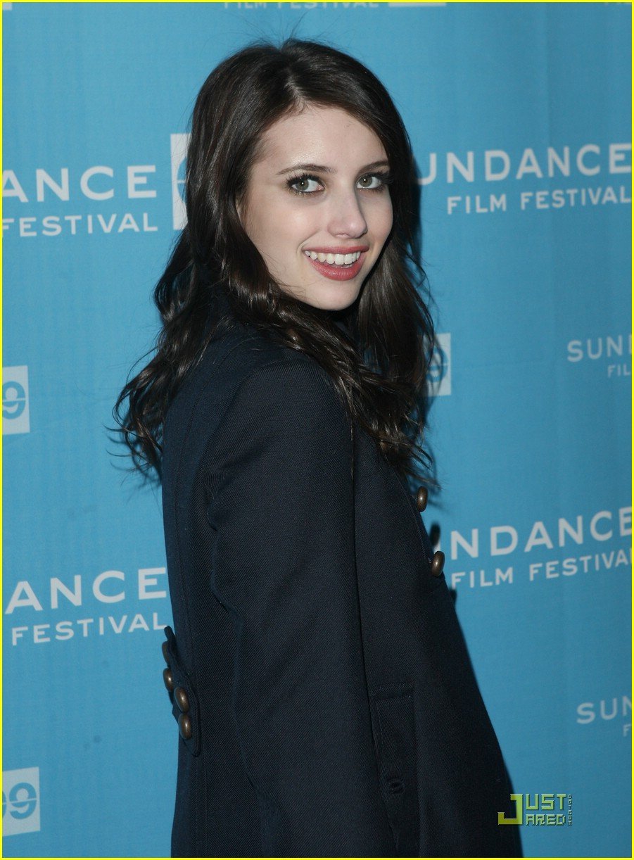 Emma Roberts is Pink Scarf Pretty | Photo 53331 - Photo Gallery | Just ...