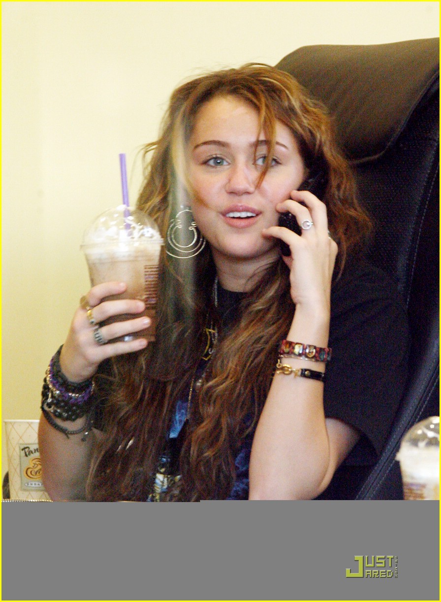 Miley Cyrus Has A Girl's Day Out | Photo 51101 - Photo Gallery | Just ...
