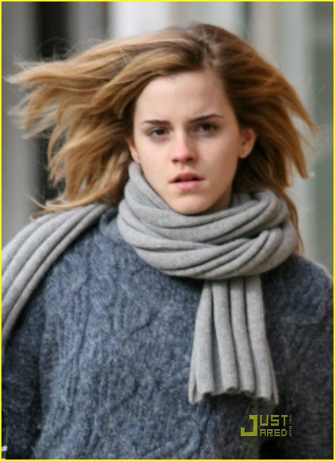 Emma Watson: Space NK Shopper | Photo 70761 - Photo Gallery | Just ...
