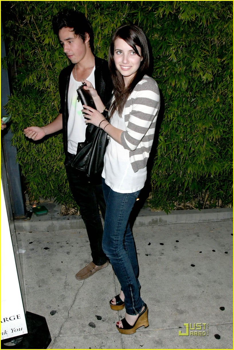 Emma Roberts is Koi Cute | Photo 138161 - Photo Gallery | Just Jared Jr.