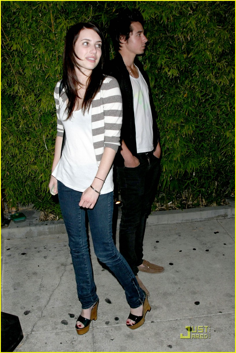 Emma Roberts is Koi Cute | Photo 138181 - Photo Gallery | Just Jared Jr.