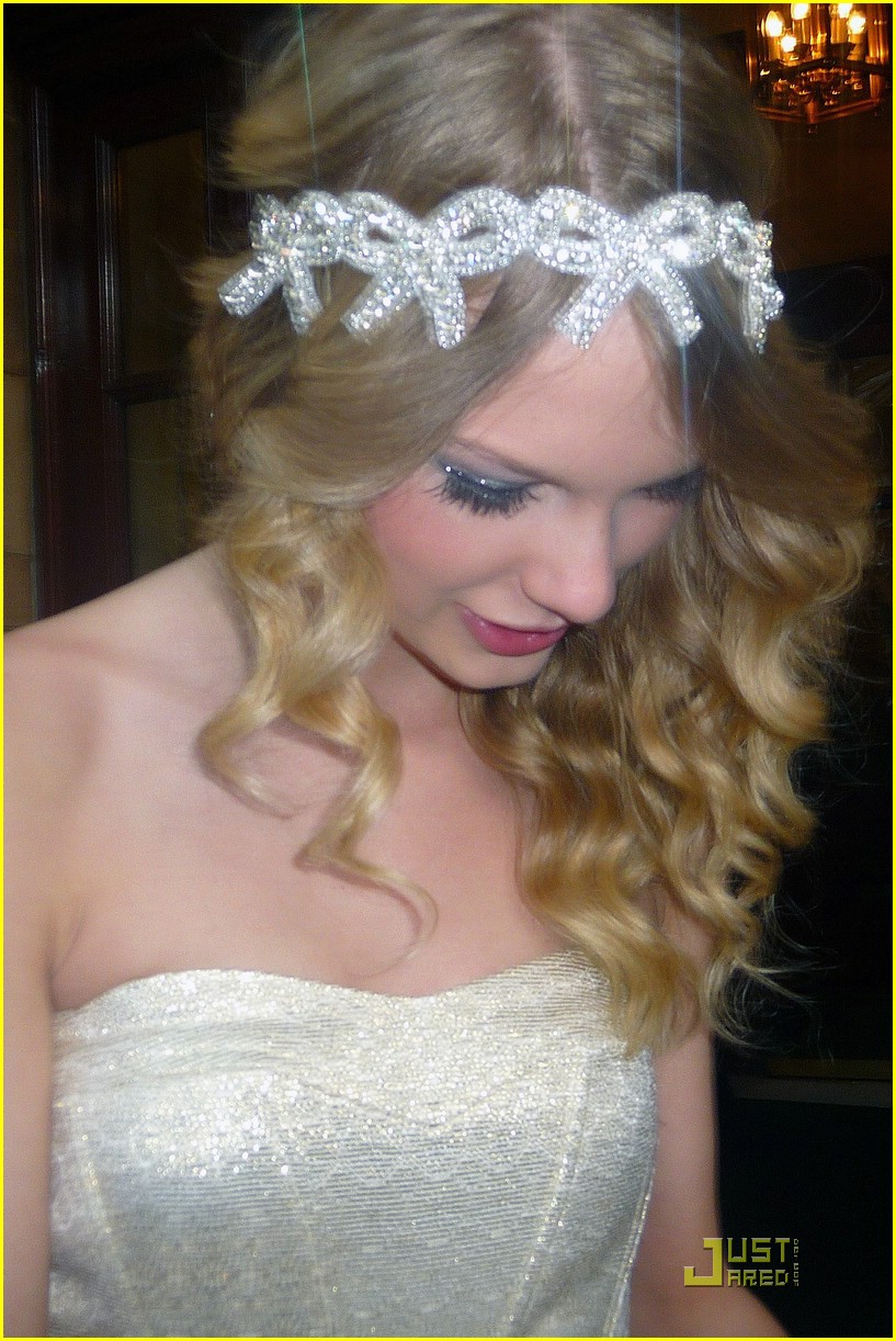 Taylor Swift: Lucky Number 13 | Photo 153451 - Photo Gallery | Just ...