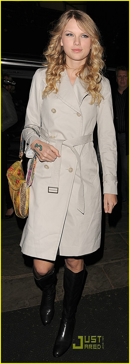 Taylor Swift: Lucky Number 13 | Photo 153731 - Photo Gallery | Just ...