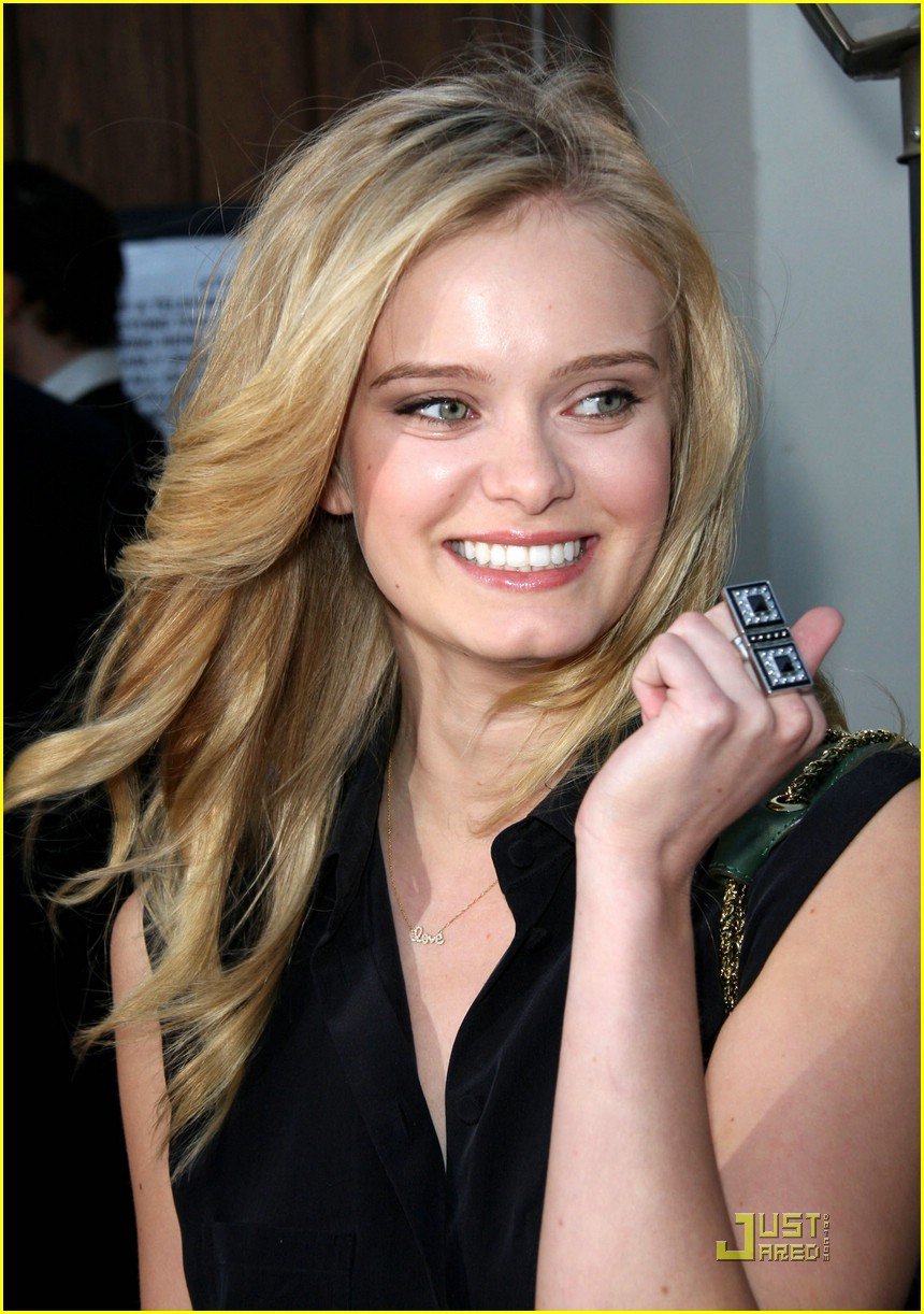 Sara Paxton is House of Harlow Happy | Photo 181721 - Photo Gallery ...