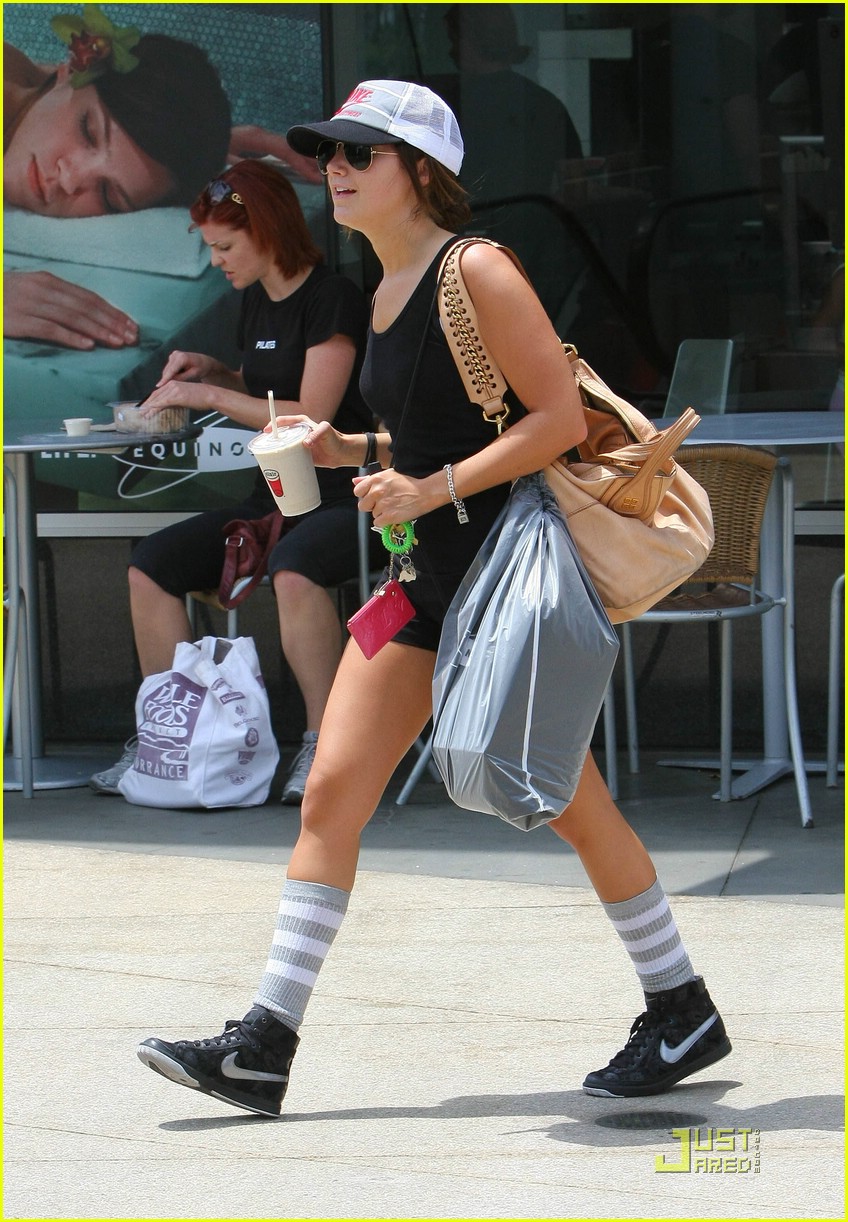 Ashley Tisdale is Tube Socks Sweaty | Photo 226901 - Photo Gallery ...