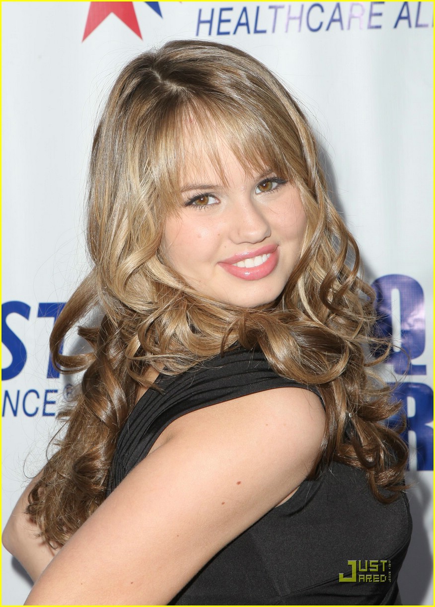Debby Ryan Has A Night of Honour | Photo 308971 - Photo Gallery | Just ...