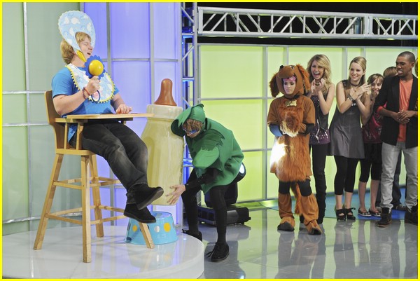 Full Sized Photo of selena gomez dc showdown 05 | Selena Gomez ...