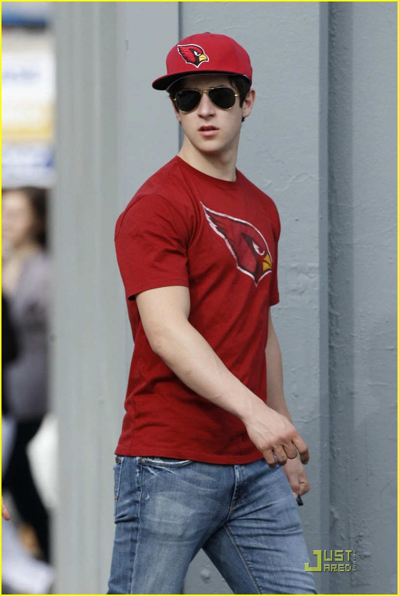 David Henrie is Easy To Assemble | Photo 354557 - Photo Gallery | Just ...