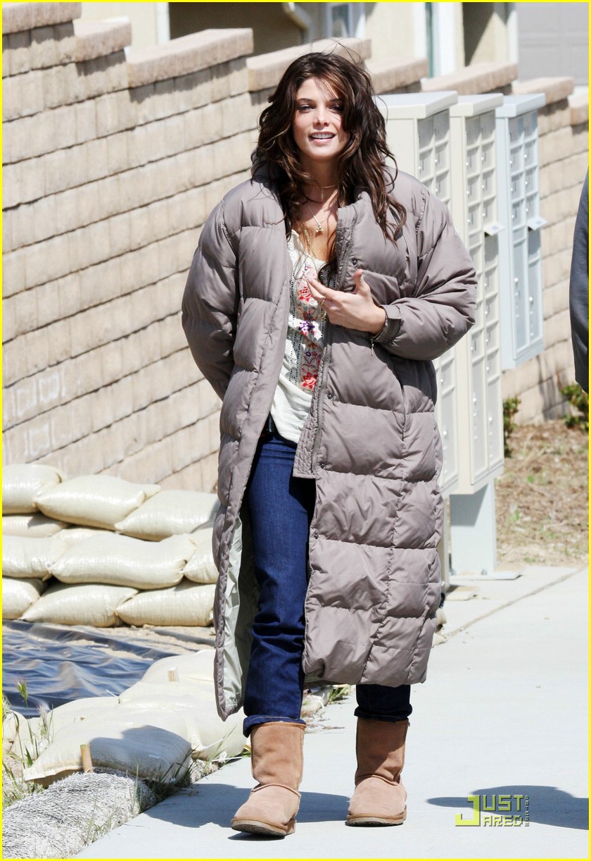 Ashley Greene: The Apparition is Terrifying | Photo 363574 - Photo ...