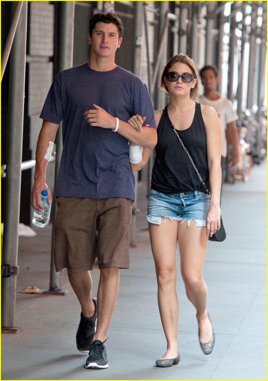 Nikki Reed: NYC with Brother Nathan! | Photo 376939 - Photo Gallery ...