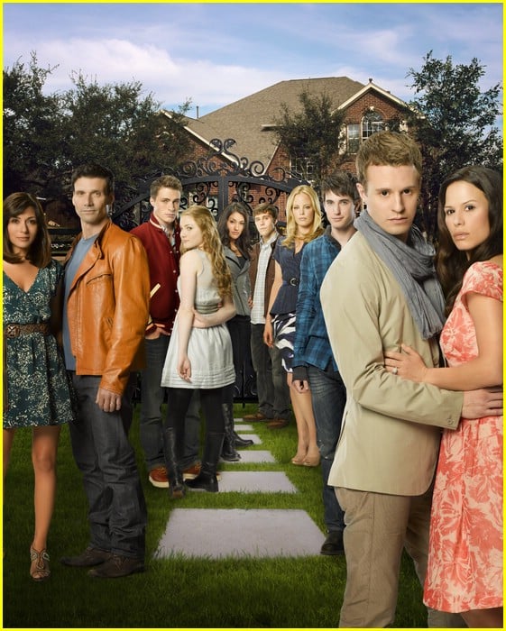 Colton Haynes: Watch 'The Gates' Season Finale Tonight! | Photo 386208 ...