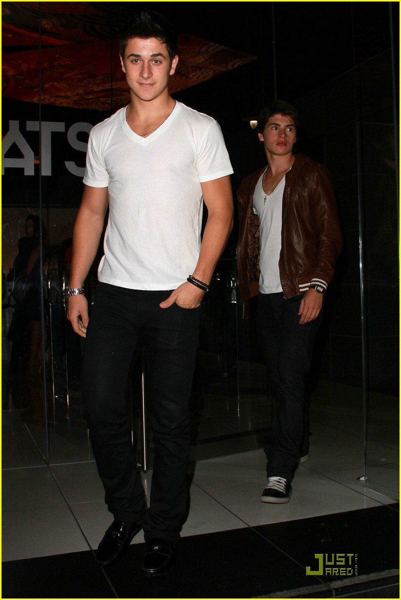 David Henrie & Gregg Sulkin: Katsuya Comrades | Photo 384108 - Photo ...