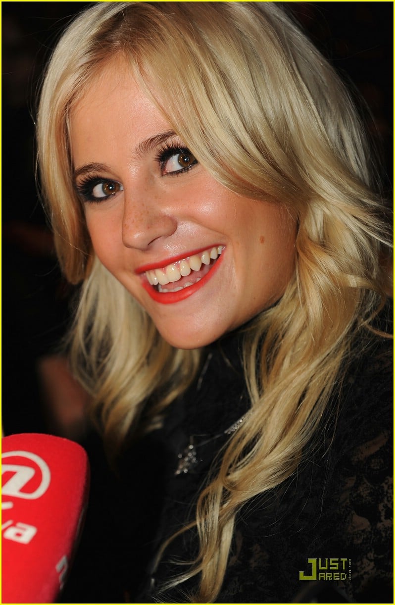 Pixie Lott: 'Broken Arrow' EP Out Now! | Photo 386398 - Photo Gallery | Just Jared Jr.