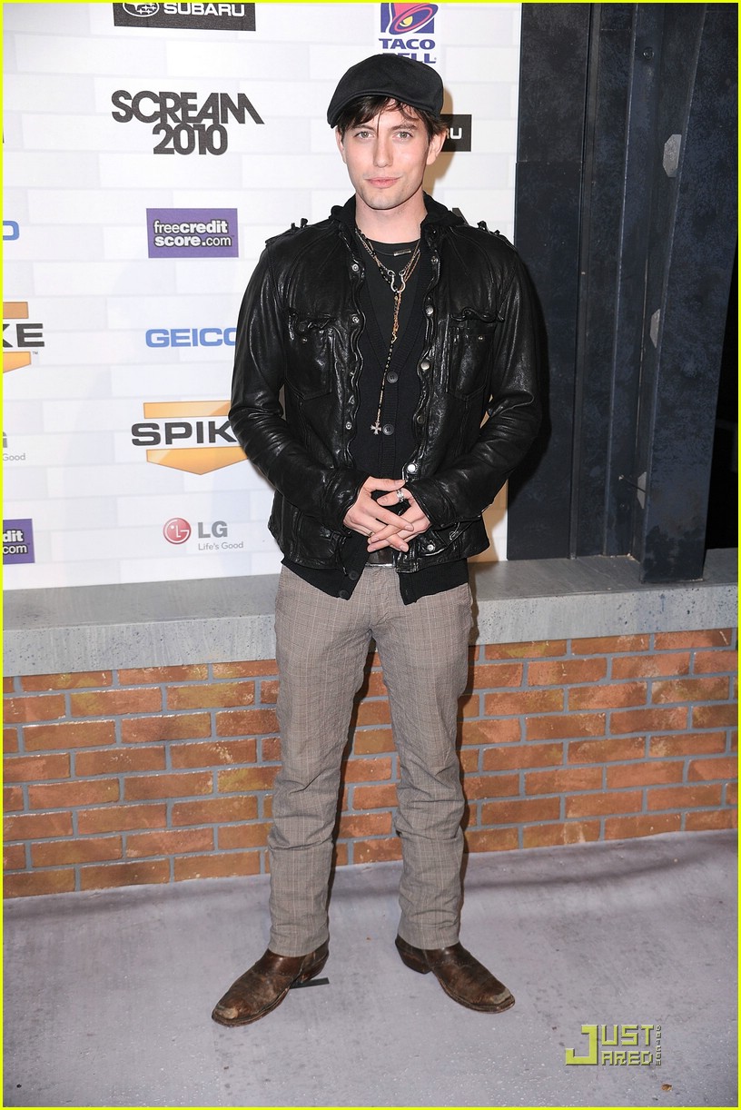 Jackson Rathbone & Nikki Reed are the Ultimate Scream | Photo 390432 ...