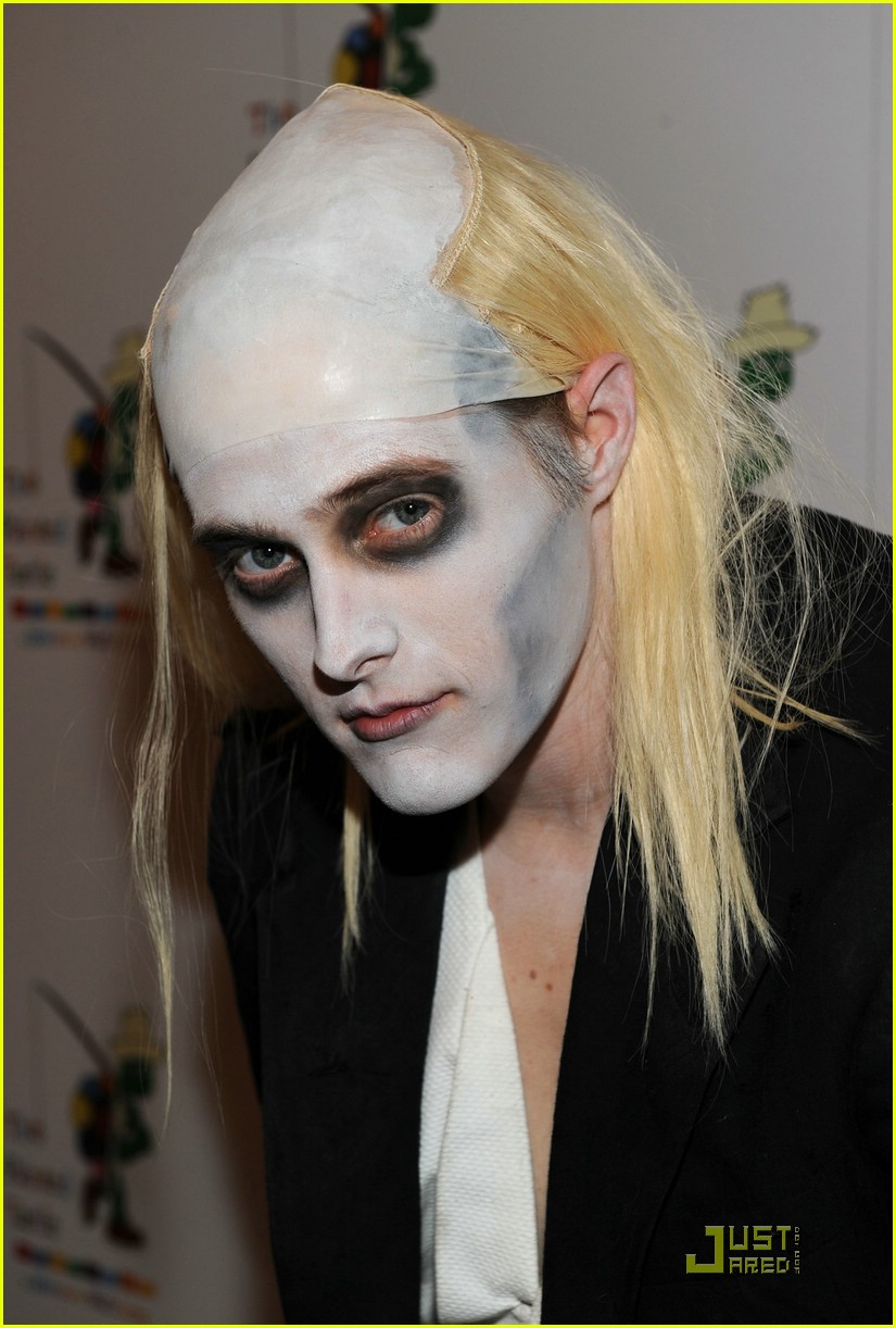 Lucas Grabeel: Riff Raff at Rocky Horror Picture Show Tribute! | Photo ...