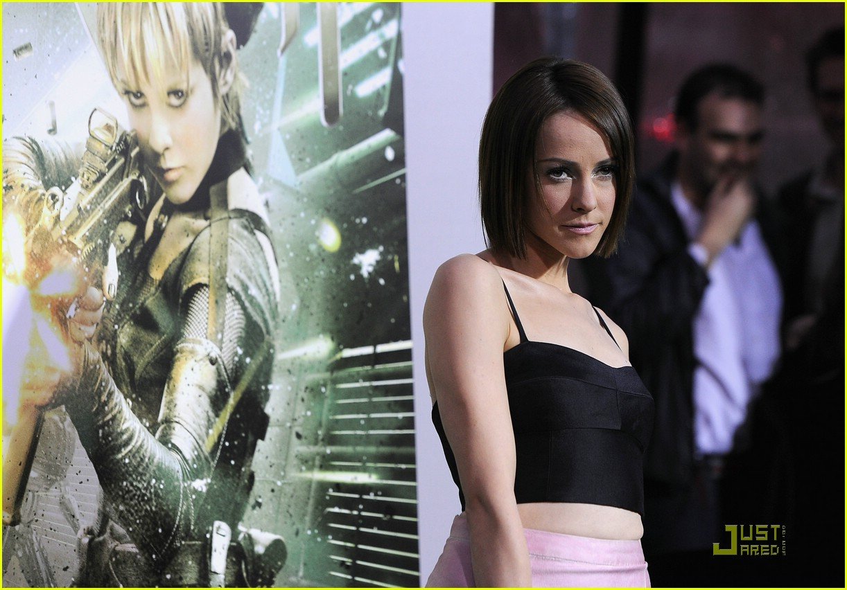 Jena Malone: 'Sucker Punch' Pretty | Photo 410165 - Photo Gallery | Just Jared Jr.