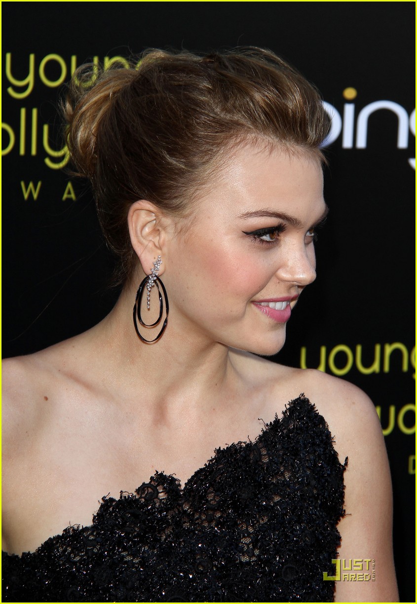 Aimee Teegarden: Young Hollywood Awards 2011 | Photo 418325 - Photo ...