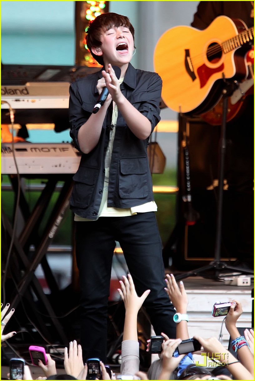 Greyson Chance: FOX & Friends Performance! | Photo 431324 - Photo ...