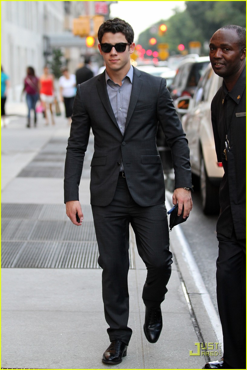 Nick Jonas is Predicting Big Things For Rachel Furner | Photo 433508 ...