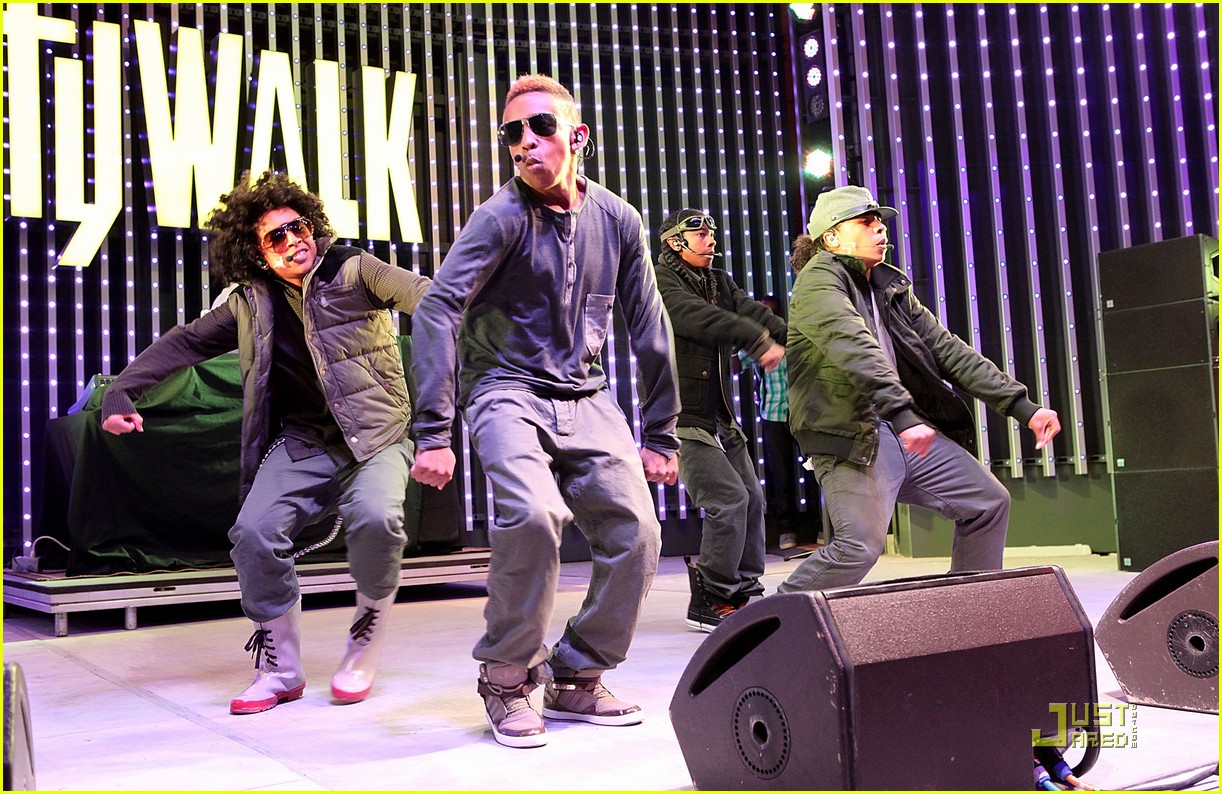 Mindless Behavior Hits Hard Rock Cafe | Photo 439398 - Photo Gallery ...