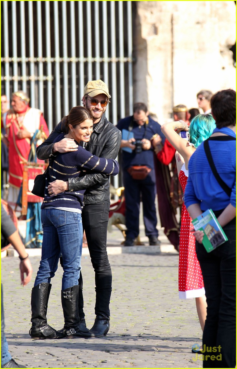 Nikki Reed & Jackson Rathbone Tour Rome | Photo 445189 - Photo Gallery ...