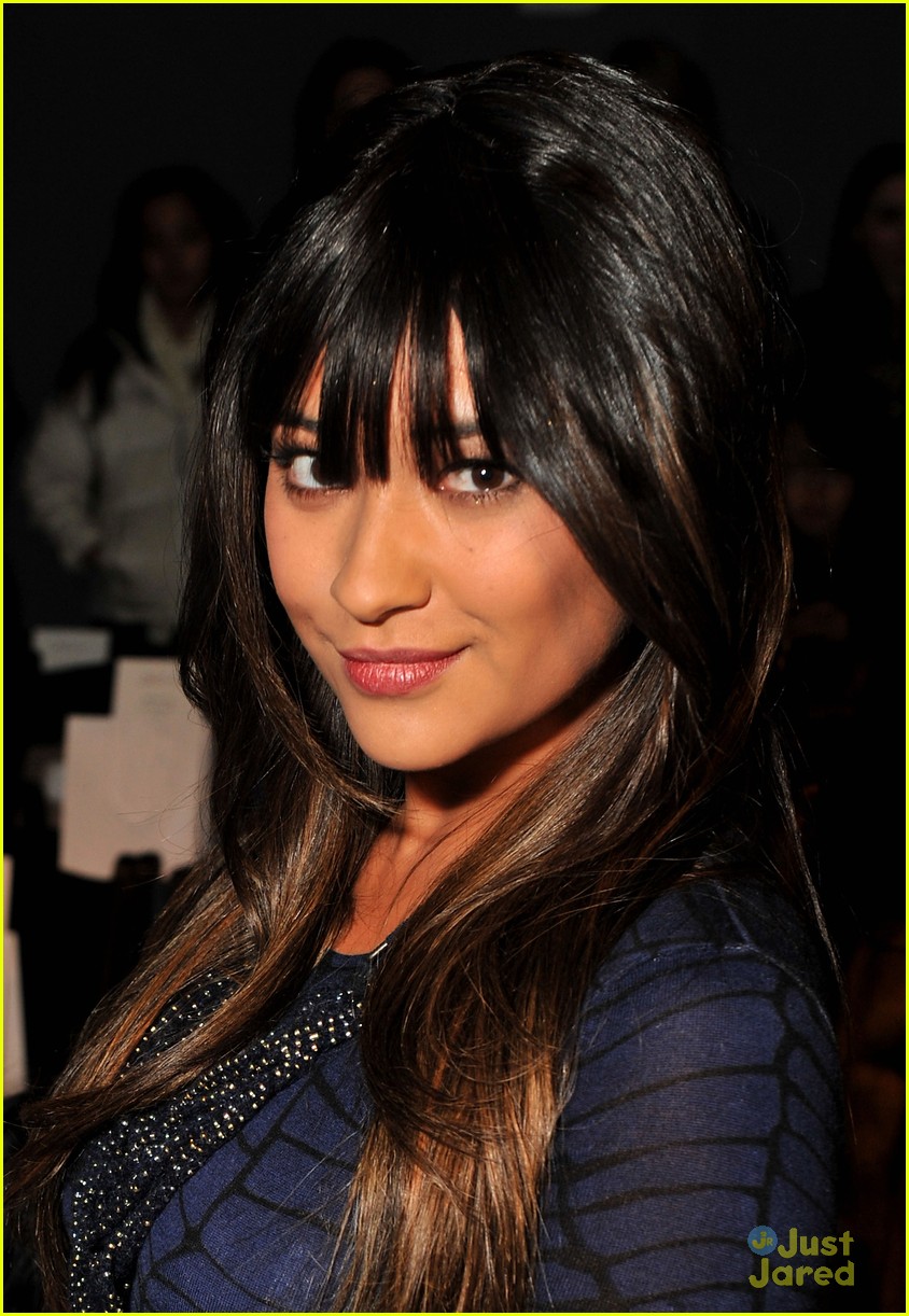 Shay Mitchell: Lela Rose Lady | Photo 459410 - Photo Gallery | Just ...