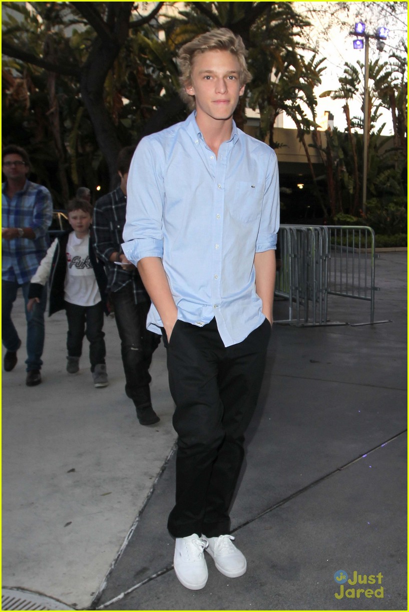 Cody Simpson: Toys 'R' Us Appearances This Weekend! | Photo 469052 ...
