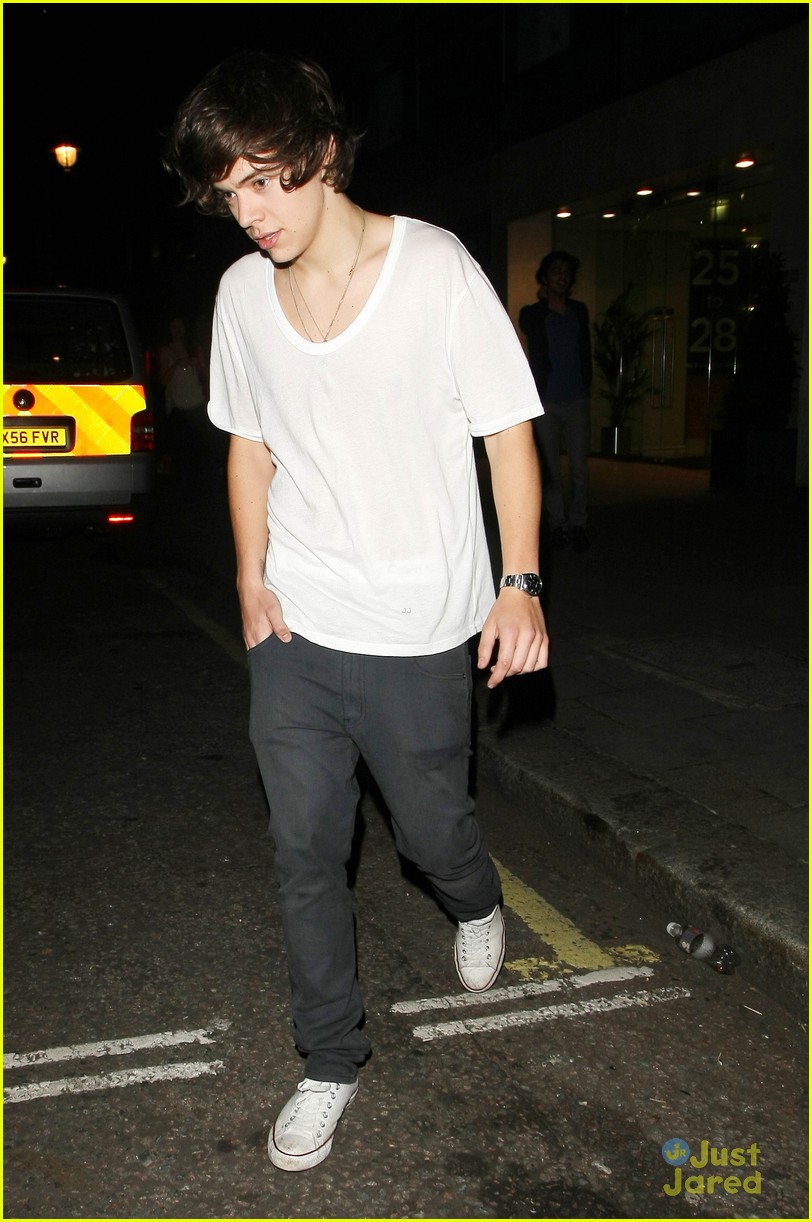 One Direction Heads Into Heathrow | Photo 473691 - Photo Gallery | Just ...