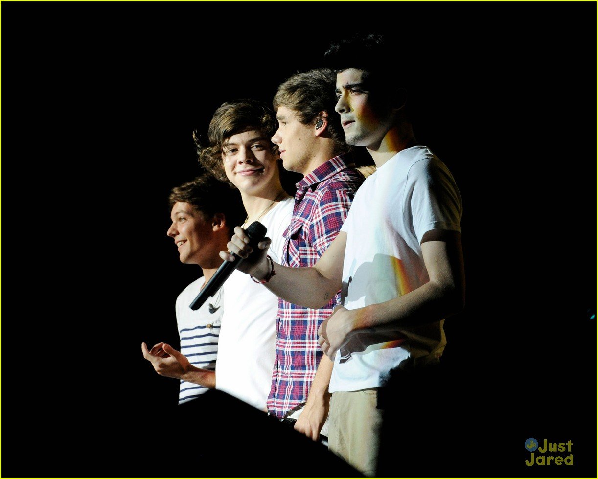 One Direction Take Over Toronto | Photo 475044 - Photo Gallery | Just ...