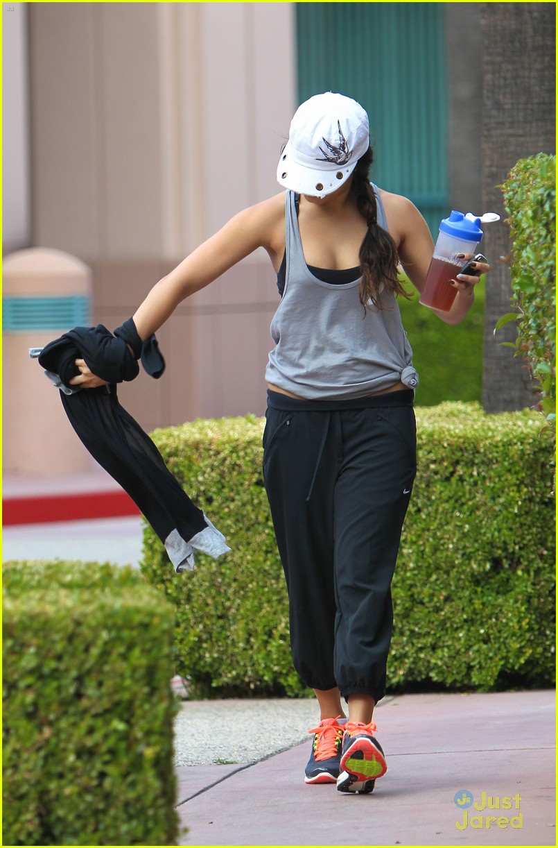 Vanessa Hudgens: Workout Woman | Photo 471316 - Photo Gallery | Just ...