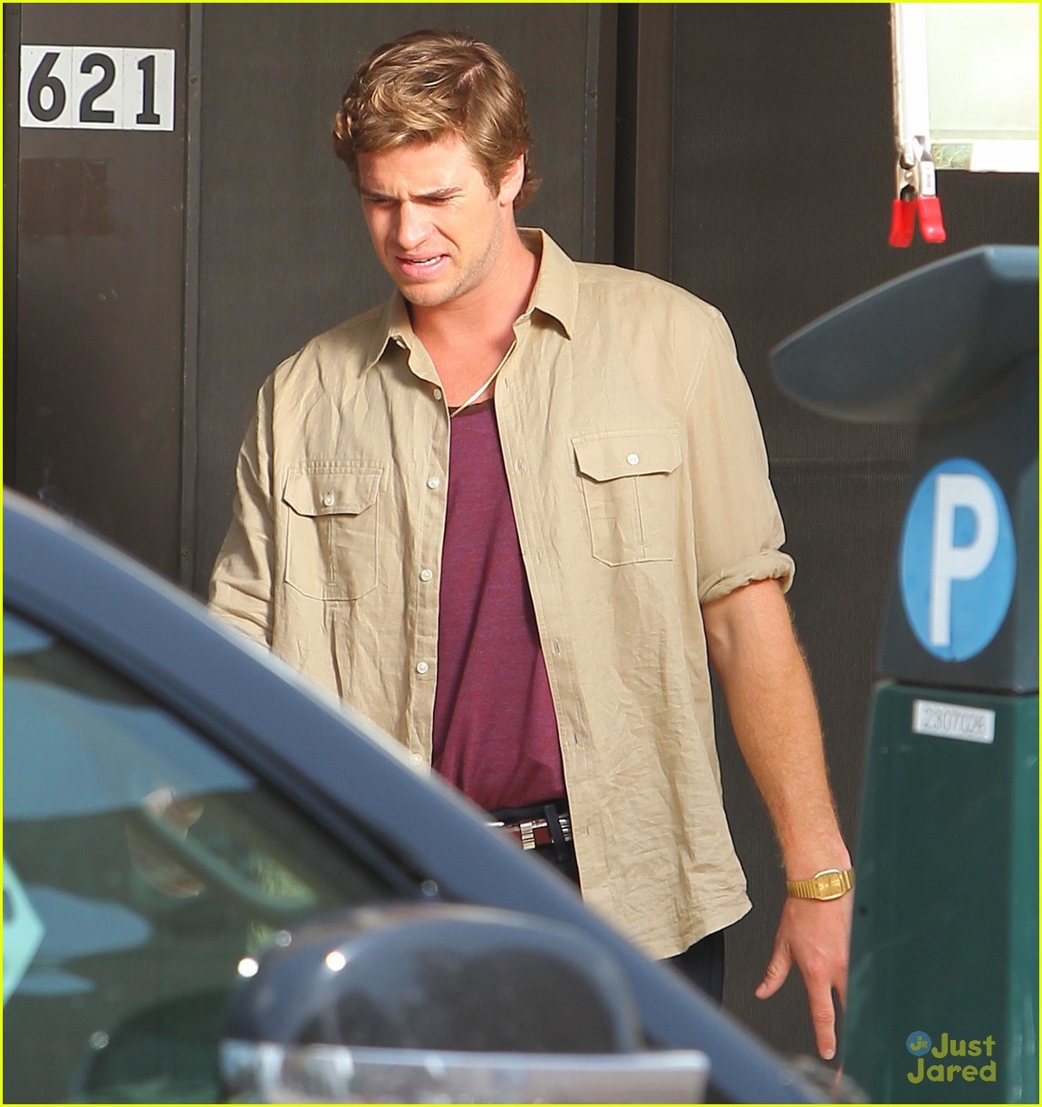 Liam Hemsworth: Filming Day on 'Empire State' | Photo 477125 - Photo ...