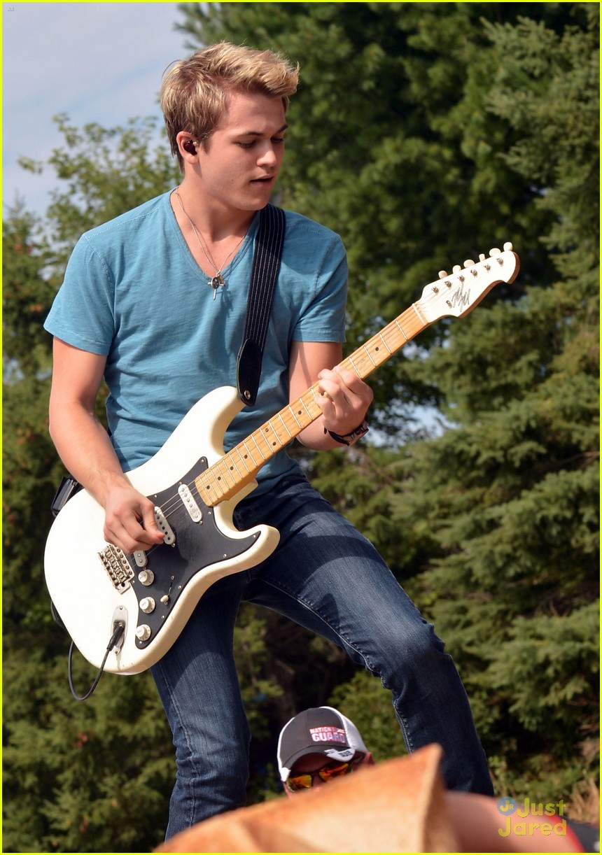 Hunter Hayes To Sing National Anthem on Birthday! | Photo 485292 ...