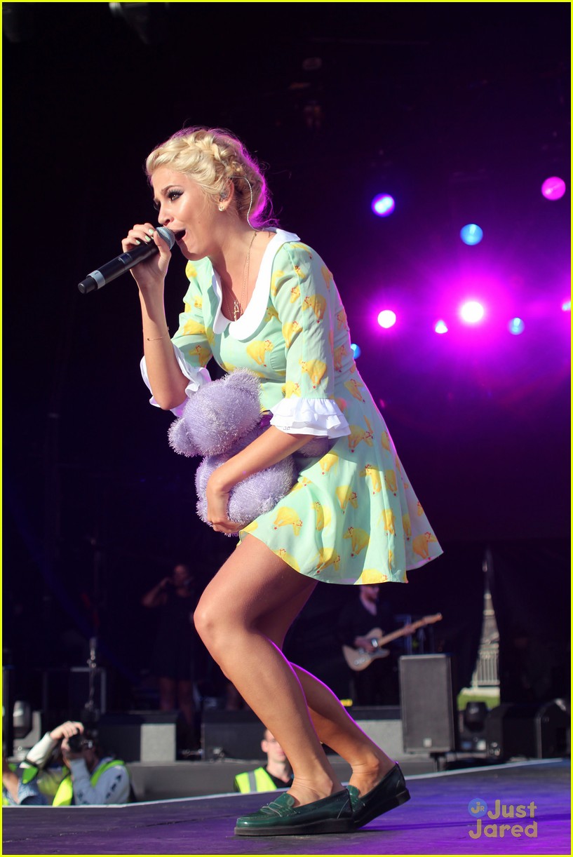 Pixie Lott To Perform at 2012 London Olympics! | Photo 485015 - Photo ...