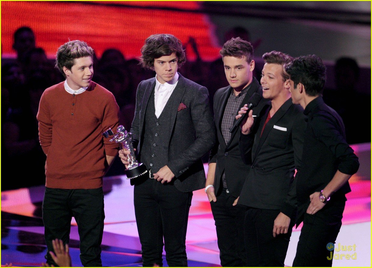 One Direction: MTV VMAs Performance 2012 - Watch Now! | Photo 492592 ...