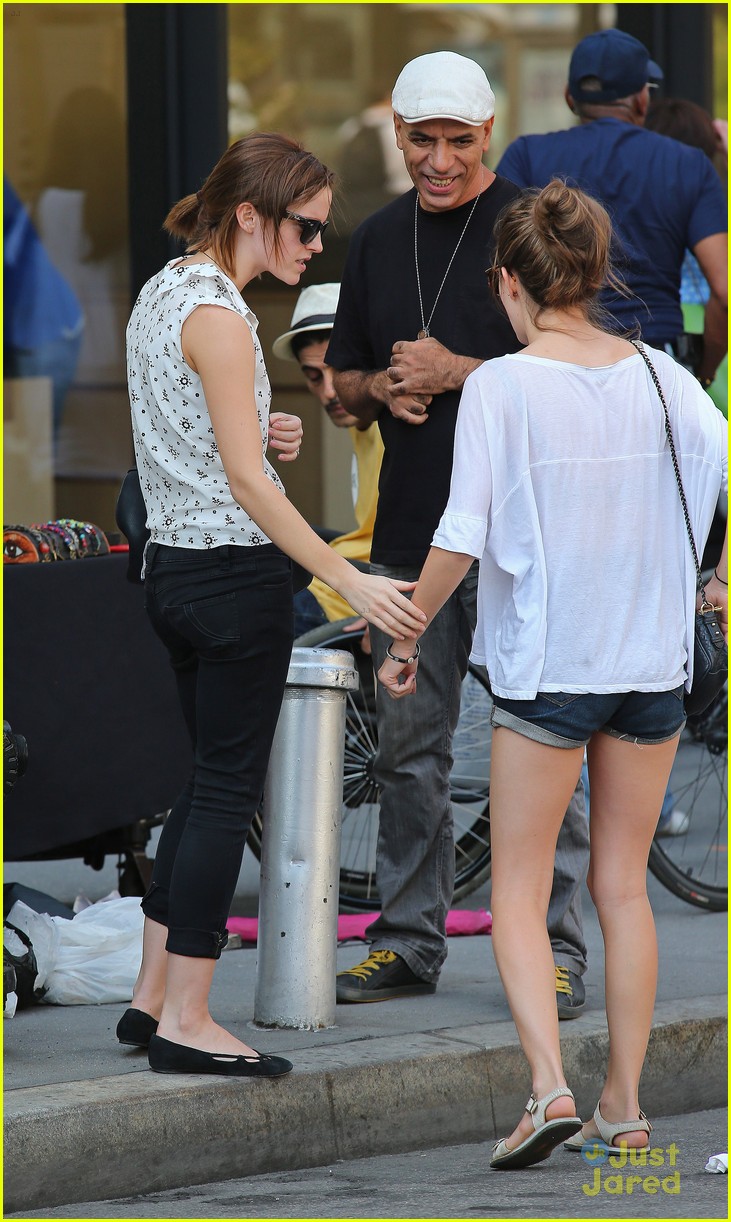 Emma Watson: Beware The Computer Viruses | Photo 495687 - Photo Gallery ...