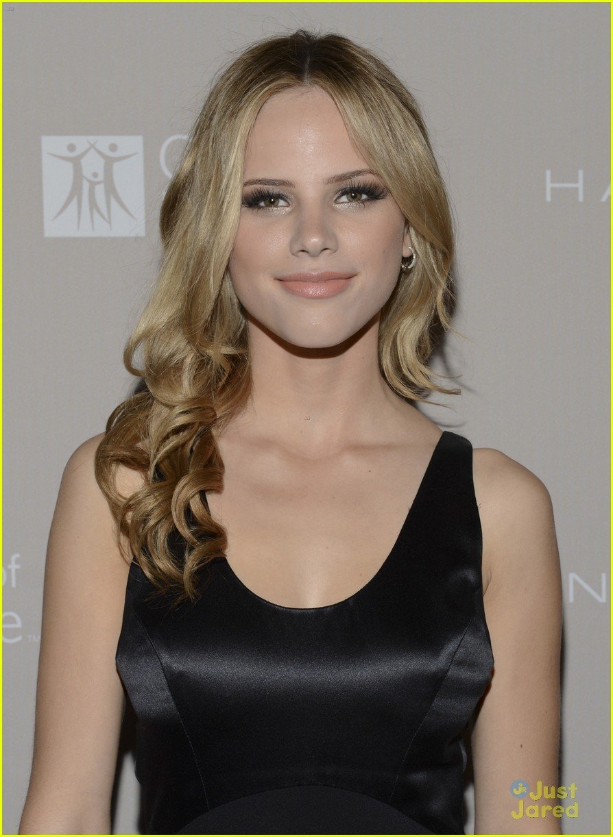 Halston Sage: City of Hope Spirit of Life Gala | Photo 501664 - Photo ...