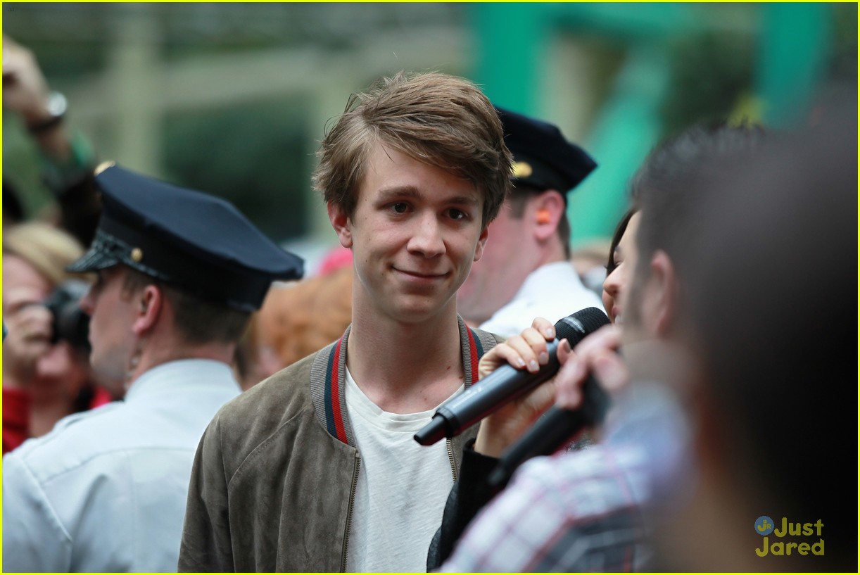 Victoria Justice & Thomas Mann: 'Fun Size' Screening! | Photo 504268 ...