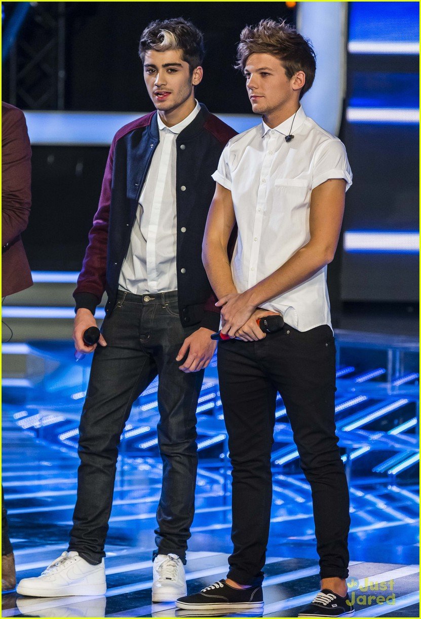 One Direction Perform on 'X Factor Italy'! | Photo 507205 - Photo ...