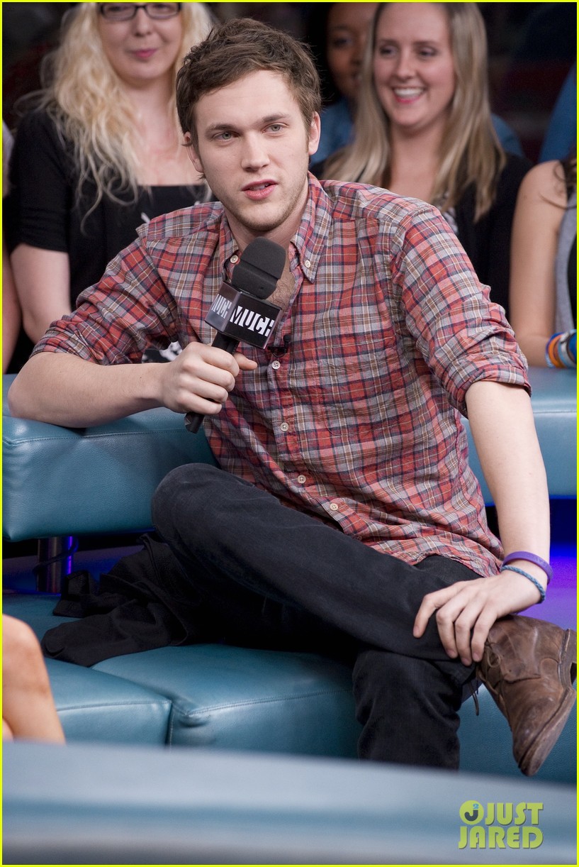 Phillip Phillips: MuchMusic Studio Stop | Photo 518984 - Photo Gallery ...