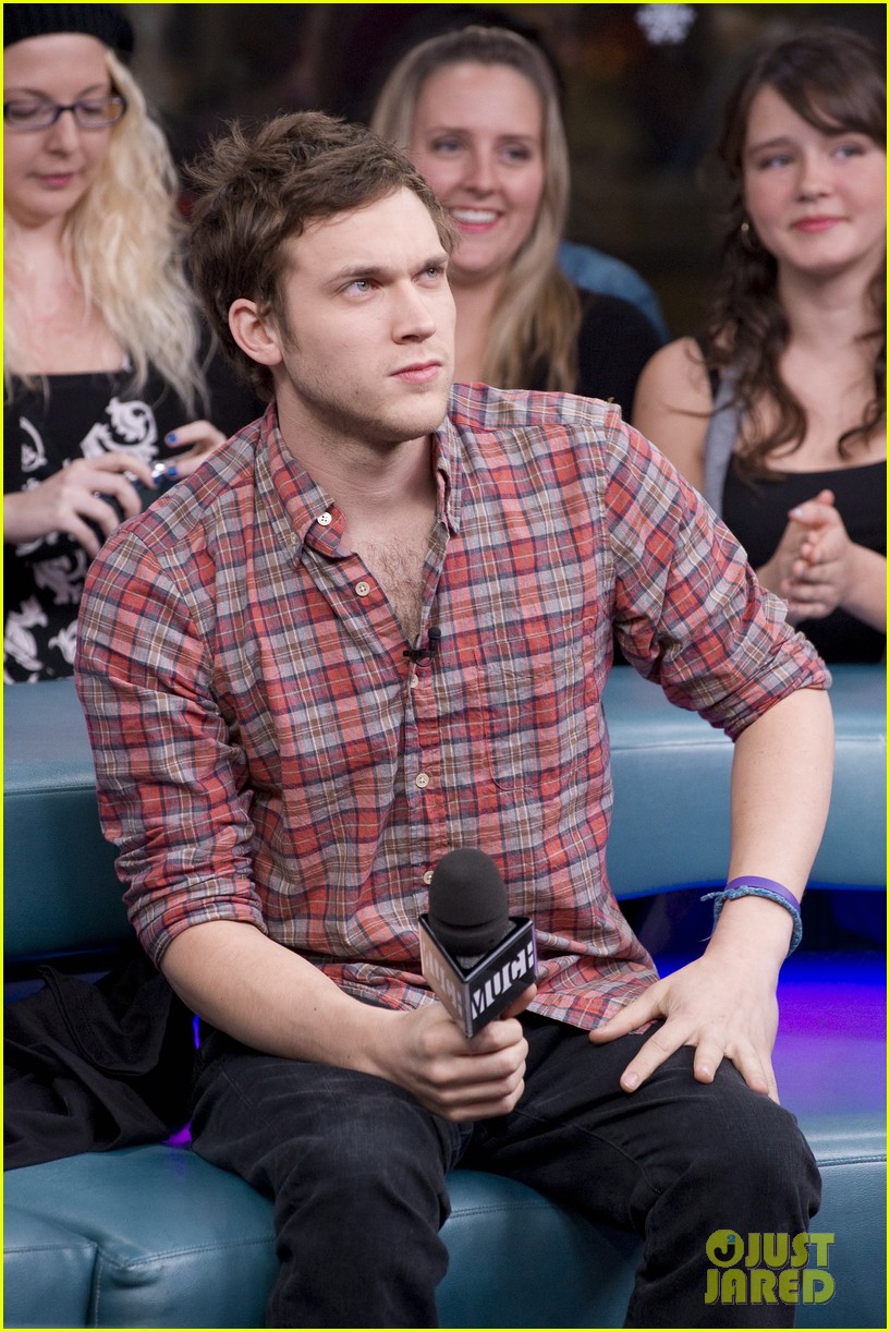 Phillip Phillips: MuchMusic Studio Stop | Photo 518986 - Photo Gallery ...