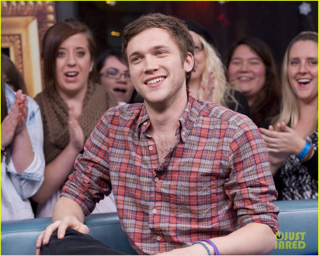 Phillip Phillips: MuchMusic Studio Stop | Photo 519002 - Photo Gallery ...