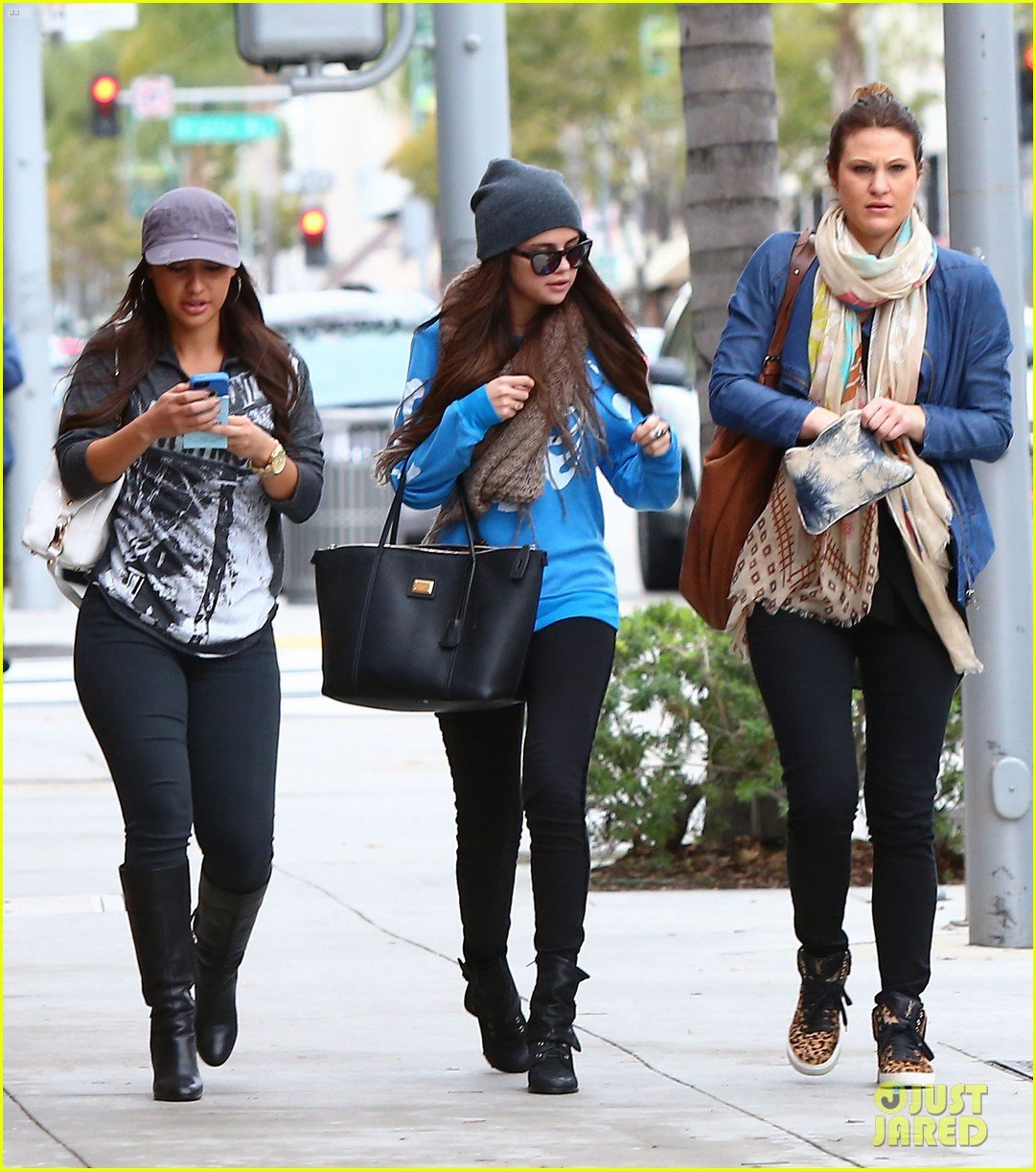 Selena Gomez: Beverly Hills Beauty | Photo 526240 - Photo Gallery ...