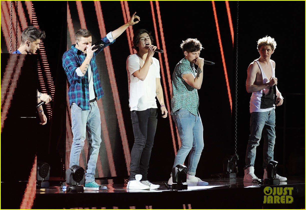 One Direction: O2 Arena Performance! | Photo 540346 - Photo Gallery ...