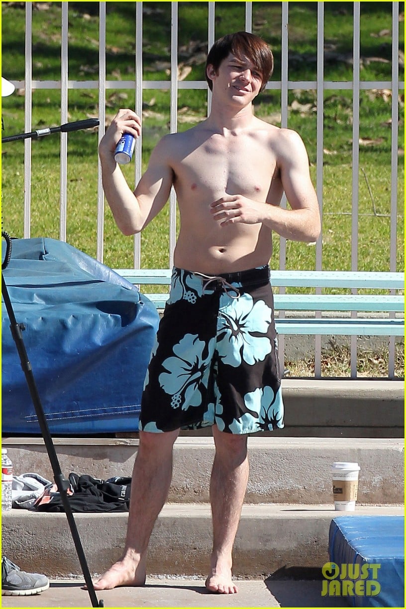 Drake Bell: Diving Practice for 'Splash USA'! | Photo 537630 - Photo ...