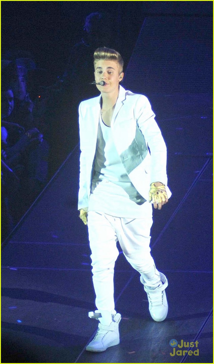 Justin Bieber: Dublin Concert Pics! | Photo 538245 - Photo Gallery ...