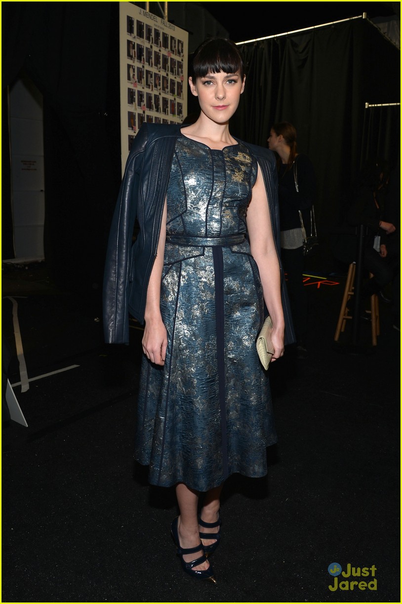 Jena Malone: J. Mendel Fashion Show | Photo 536545 - Photo Gallery ...