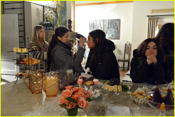 Pretty Little Liars -- Spring Finale TONIGHT! | Photo 546286 - Photo ...