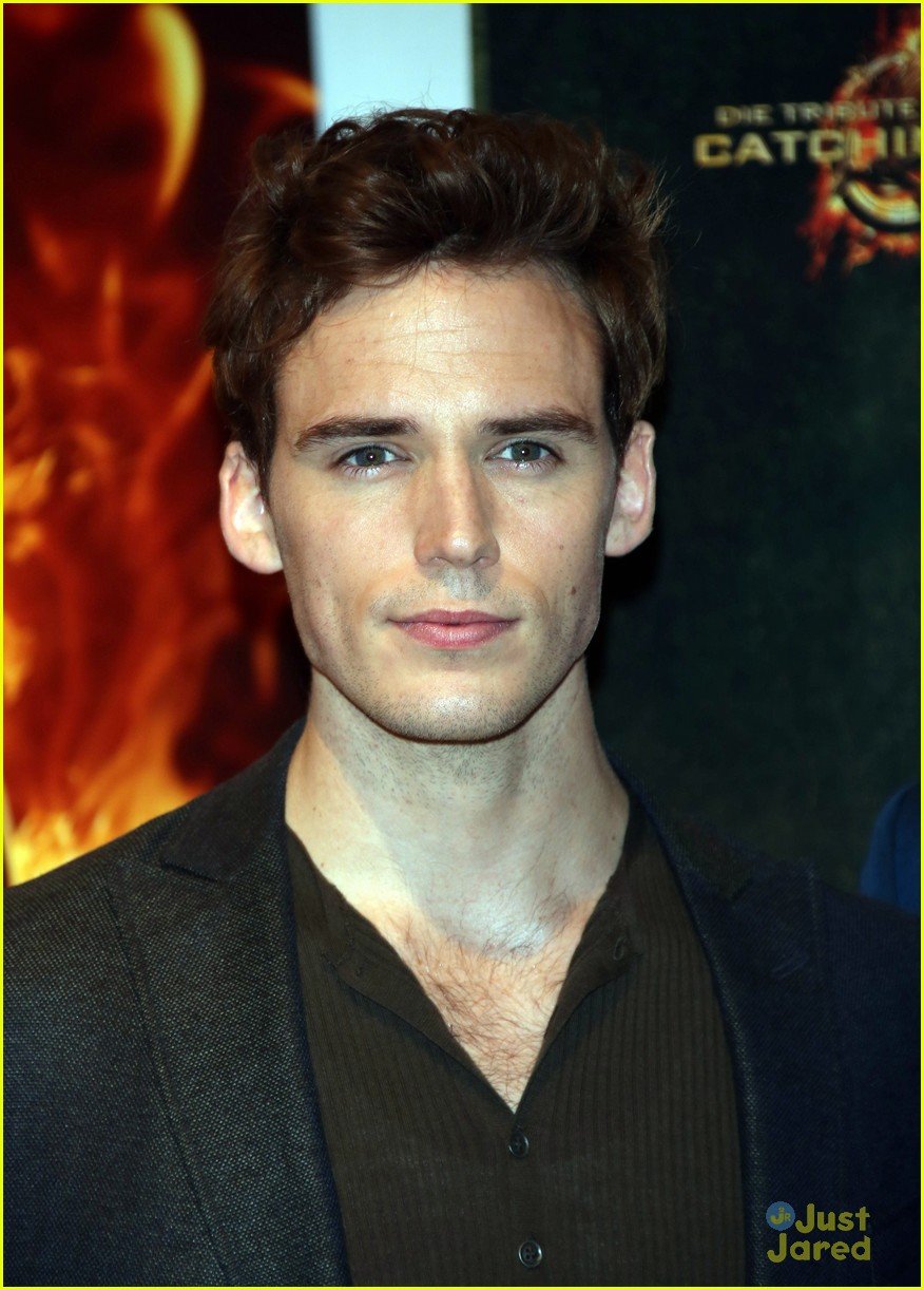 Liam Hemsworth & Sam Claflin: 'Catching Fire' in Cannes! | Photo 562345 ...