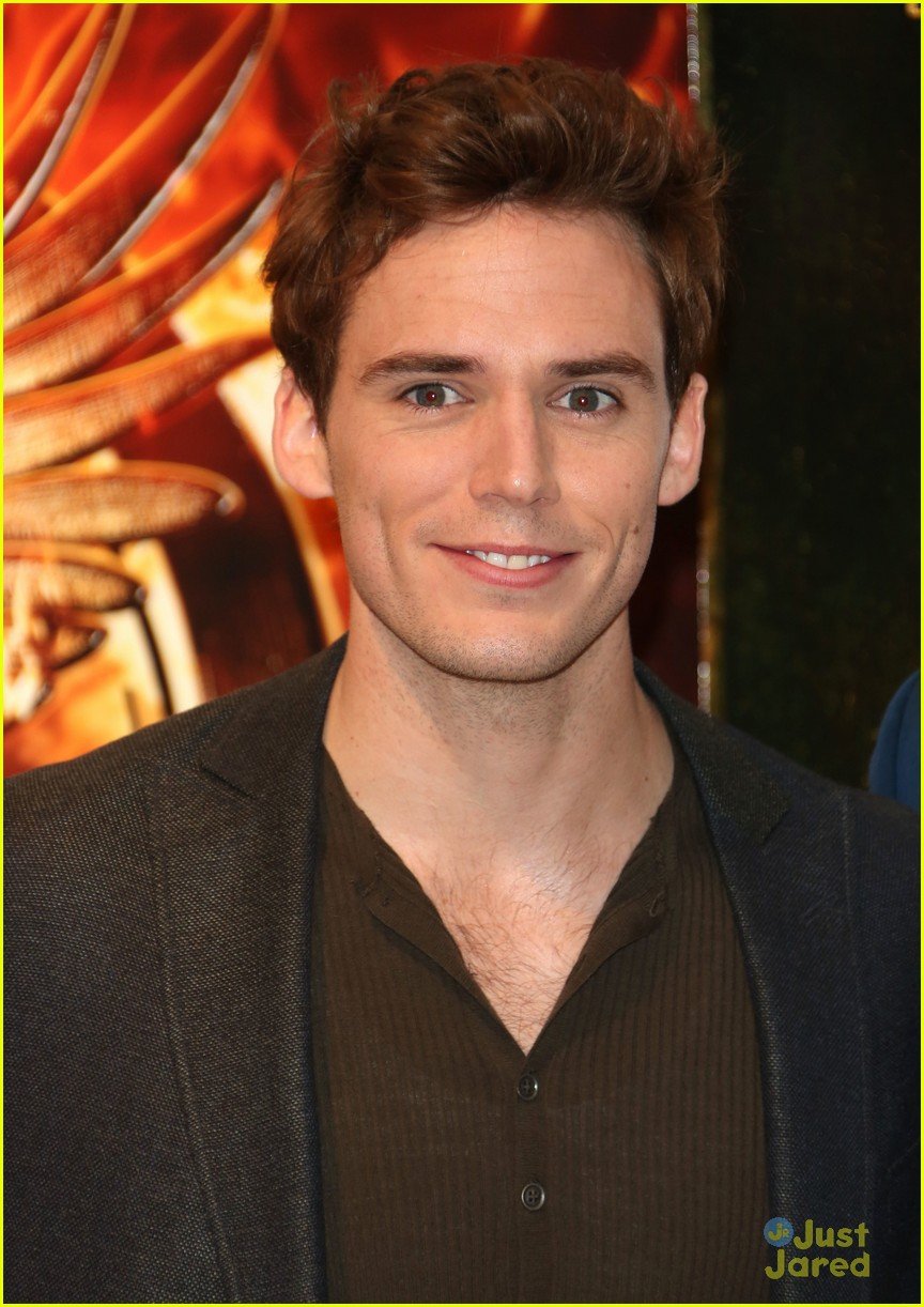 Liam Hemsworth & Sam Claflin: 'Catching Fire' in Cannes! | Photo 562375 ...